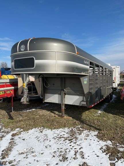 1994 Kiefer Built Livestock gooseneck trailer, 20ftL, divider gate, VIN ...