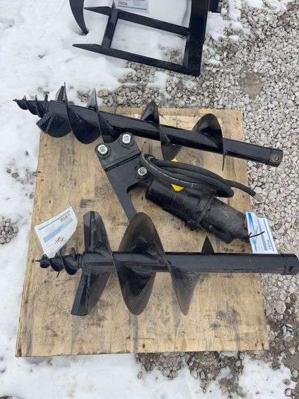 Mini excavator Post Digger with 2 bits - Schmid Auction