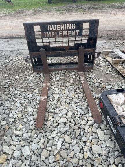 48'' Forks for skid steer, 4500lb capacity - Schmid Auction