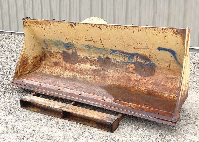 86" pin on loader bucket - Schneider Auctioneers LLC
