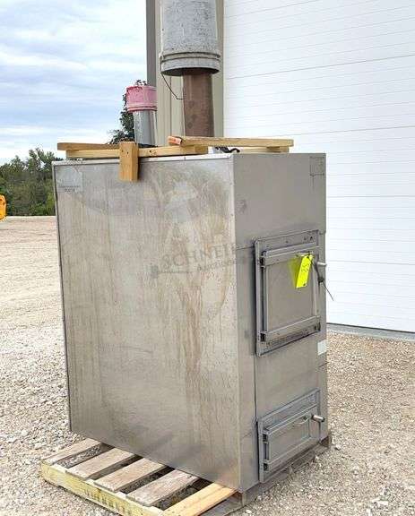 Hardy outside wood burning heater - Schneider Auctioneers LLC