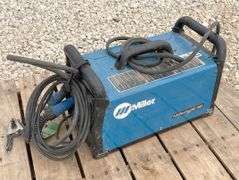 Miller 141 mig welder, 110 volts - Schneider Auctioneers LLC
