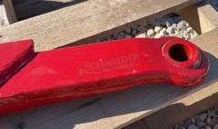 2- IH fast-hitch to 3-pt. adapter arms - Schneider Auctioneers LLC