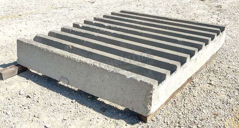 6' concrete cattle guard - Schneider Auctioneers LLC