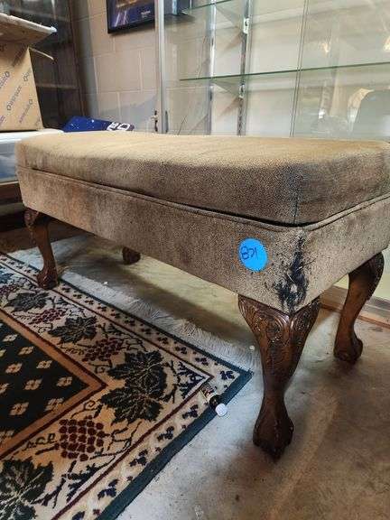 vintage padded chest 40 inch long - SCHULTIS & SON, INC.