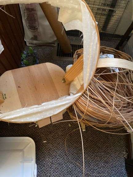 Cane lazy Susan hoop stand - SCHULTIS & SON, INC.