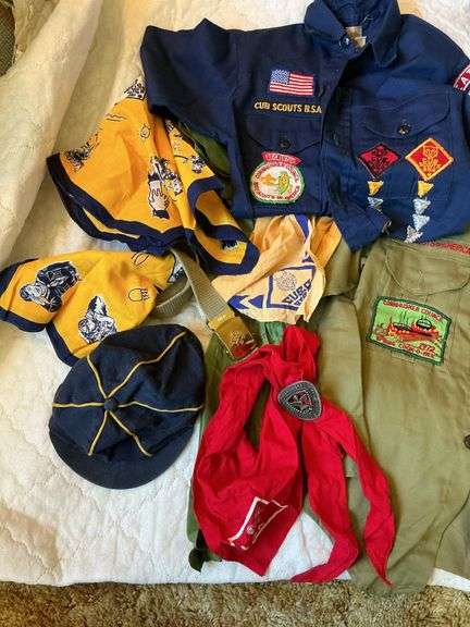 Cub Scout, Boy Scout shirts, hats, scarves jacket at Belt - SCHULTIS ...