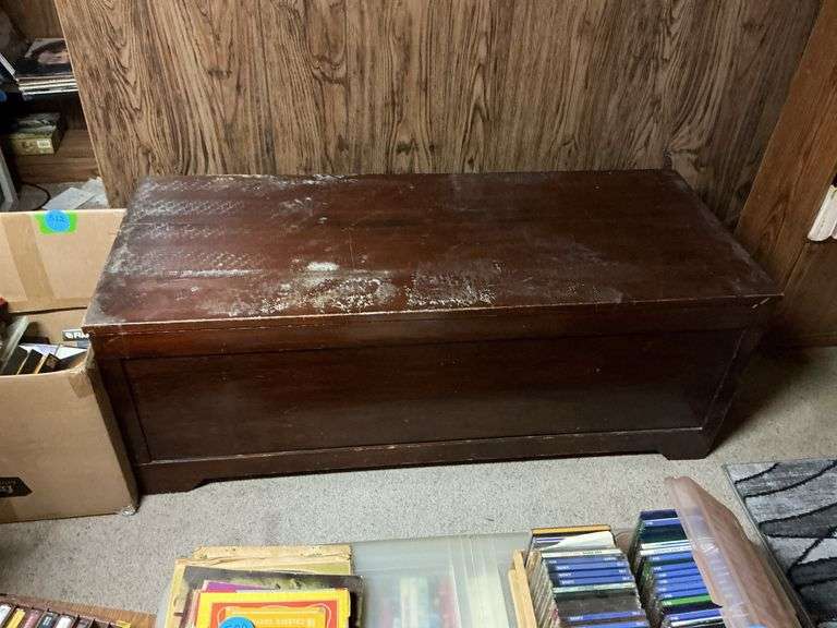 rustic solid wood storage chest (48.5”W X 19.5” D X 18”W) - SCHULTIS ...