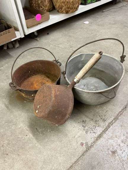 Vintage stock pot, cast iron sauce pot, vintage cast iron dutch pot ...