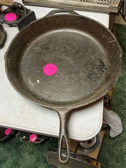 Big 12 inch cast-iron skillet - SCHULTIS & SON, INC.