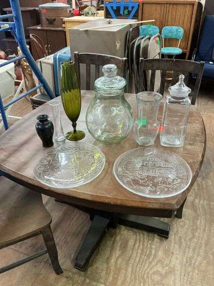 Glass containers Christmas plates and vases - SCHULTIS & SON, INC.