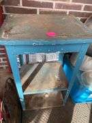 Primitive metal stand - SCHULTIS & SON, INC.