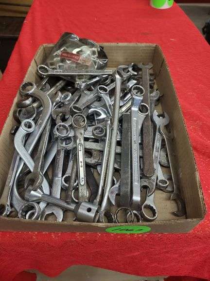 Lots of assorted wrenches including crows feet wrenches - SCHULTIS ...