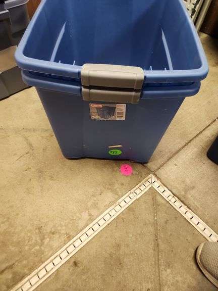 2 totes, no lids - SCHULTIS & SON, INC.