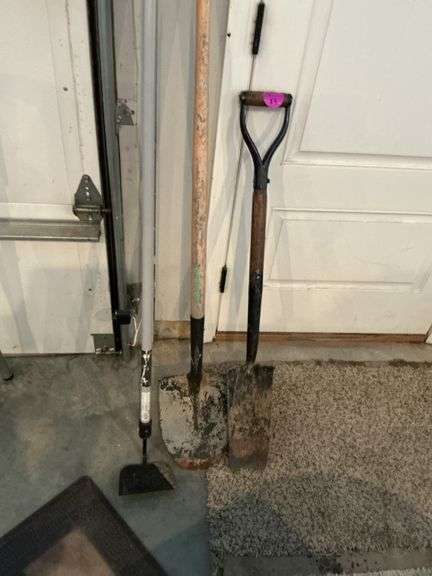 Garden tools hoe, spade, and shovel - SCHULTIS & SON, INC.