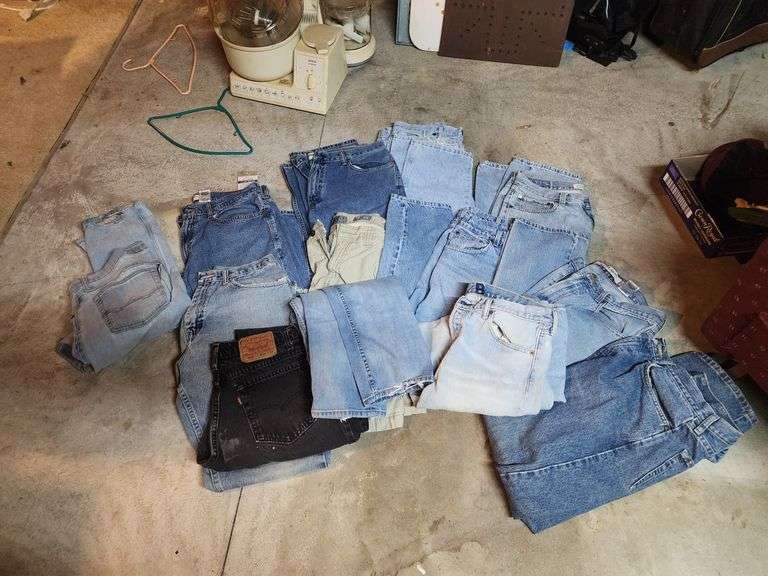 lots of jeans, Levi's, wranglers, carhart, etc 2 or 3 jeans have holes ...