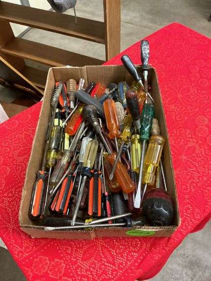 Box of screwdrivers - SCHULTIS & SON, INC.