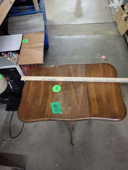 Small drop leaf table - SCHULTIS & SON, INC.