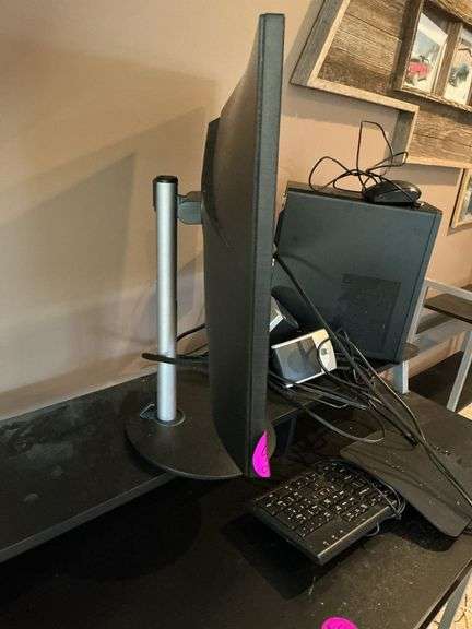 Canon printer, HP tower,keyboard, two speakers mouse and monitor on ...