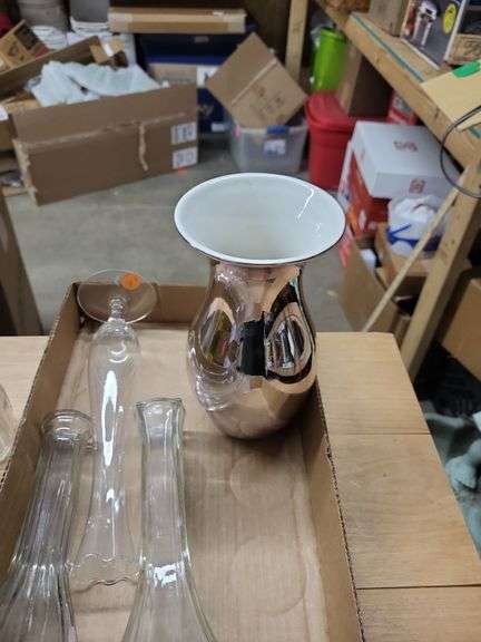 Assorted vases - SCHULTIS & SON, INC.