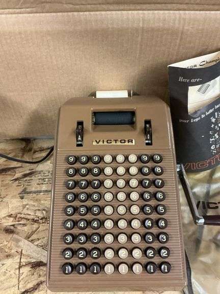 Vintage victor Calculator - SCHULTIS & SON, INC.