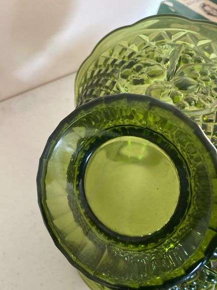 Big Fenton green diamond green fruit pattern basket - SCHULTIS & SON, INC.