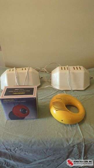 Retro Lighting and Radio Set - SCHULTIS & SON, INC.