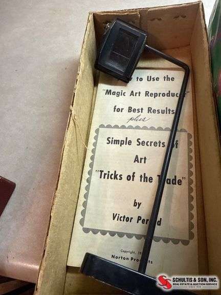 Personal Items Lot - SCHULTIS & SON, INC.