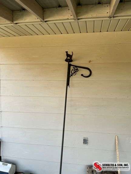 Wrought Iron Garden Stake - SCHULTIS & SON, INC.