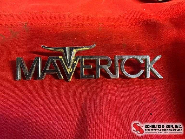 Ford Maverick Emblem - SCHULTIS & SON, INC.
