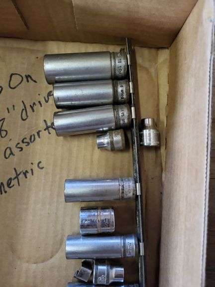 Assorted Snap-on metric sockets - SCHULTIS & SON, INC.