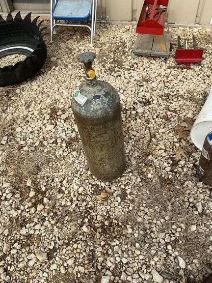 Carbon Dioxide bottle - SCHULTIS & SON, INC.