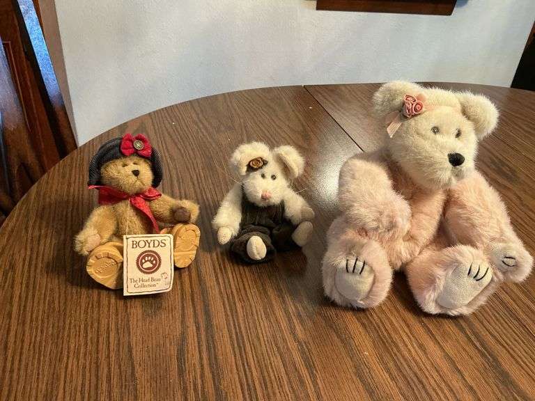 Boyd Bears - SCHULTIS & SON, INC.