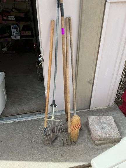 Garden rakes and hoe - SCHULTIS & SON, INC.