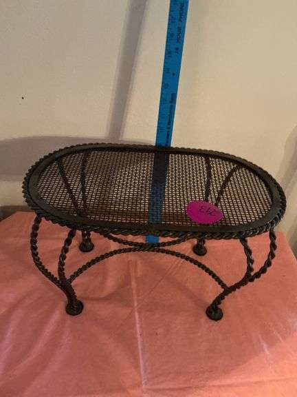 Mini metal table - SCHULTIS & SON, INC.