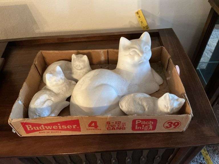 cat and kittens made out of plaster - SCHULTIS & SON, INC.