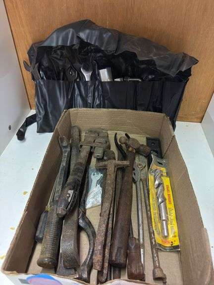 Socket set. Hammer wrench and other tools - SCHULTIS & SON, INC.