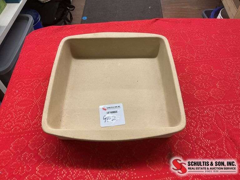 Pampered Chef large square baking dish - SCHULTIS & SON, INC.
