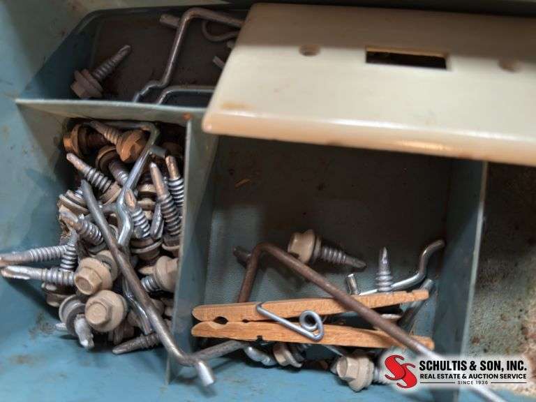 Grease sticks and applicator - SCHULTIS & SON, INC.