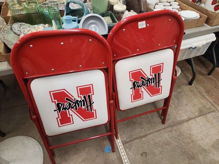 Husker card table and 4 chairs, new - SCHULTIS & SON, INC.