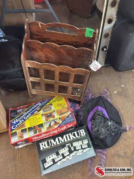 Magazine rack Game, wood burning - SCHULTIS & SON, INC.