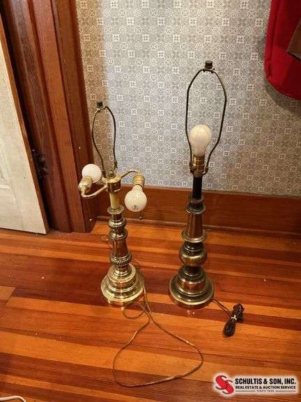 two lamp bases without shades - SCHULTIS & SON, INC.
