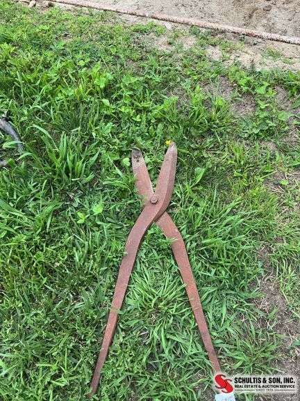 Large vintage tin snips - SCHULTIS & SON, INC.