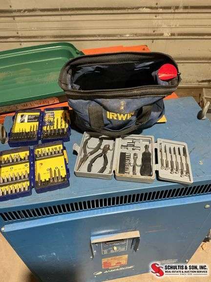 Irwin bag, drillbits screwdriver bits small tool set - SCHULTIS & SON, INC.