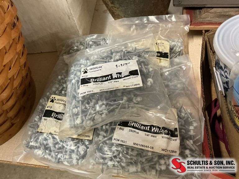 5 bags 1. 1/2 in White wood cloth screw - SCHULTIS & SON, INC.