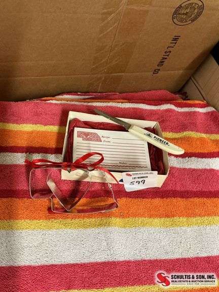 Nebraska shaped cookie cutter PIONEER SEED PARING KNIFE - SCHULTIS ...