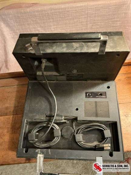 Channel master eight track stereo - SCHULTIS & SON, INC.