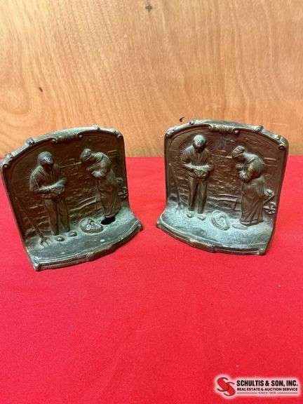 Chalk ware wall hangings, & cast iron “The Angelus” bookends ...