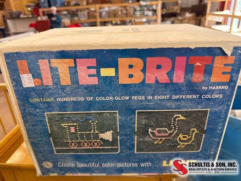 Hasbro Lite-Brite Set - SCHULTIS & SON, INC.