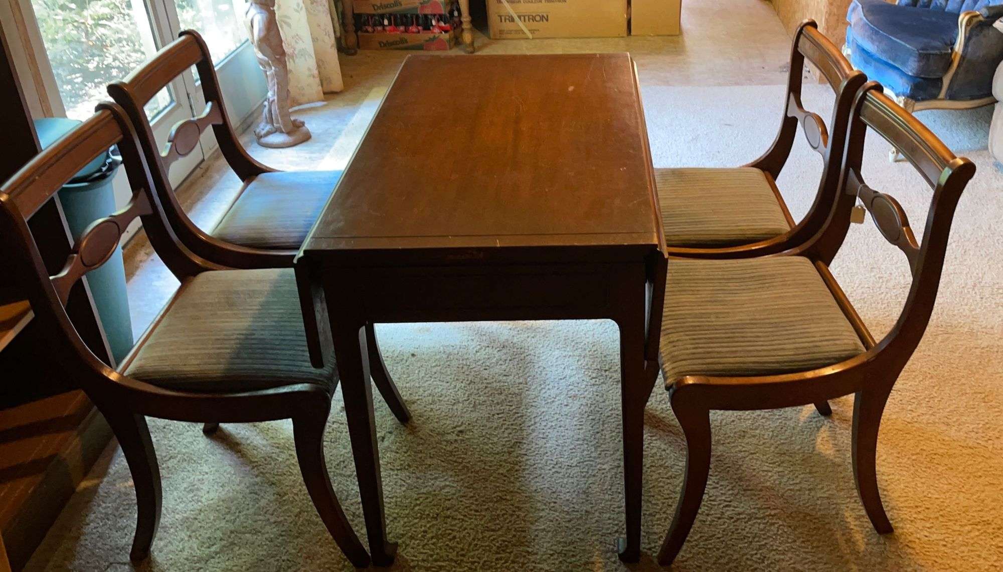 Duncan phyfe table and chairs store
